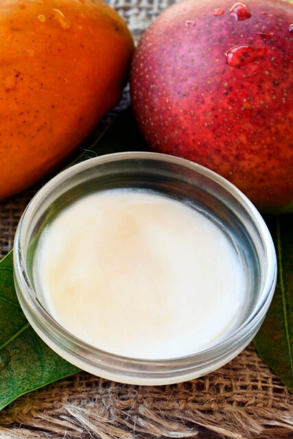 Mango Butter Benefits for Skin: How to Use, Where to Buy + DIY Recipes